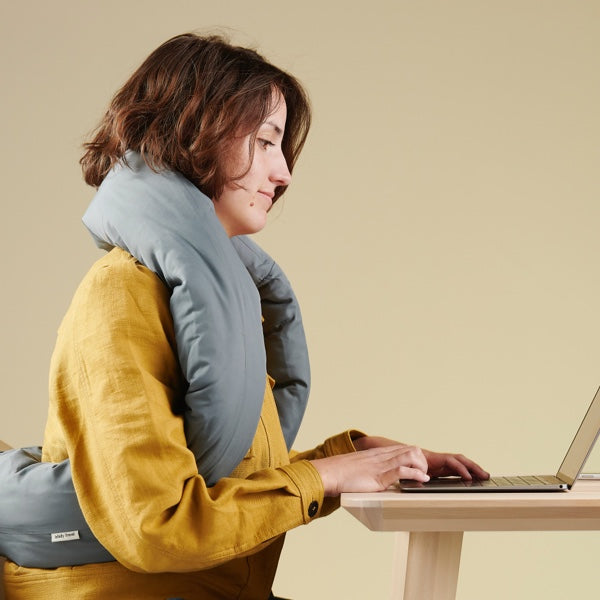 Infinity Pillow - Neck Travel Pillow Scarf - Machine Washable ...